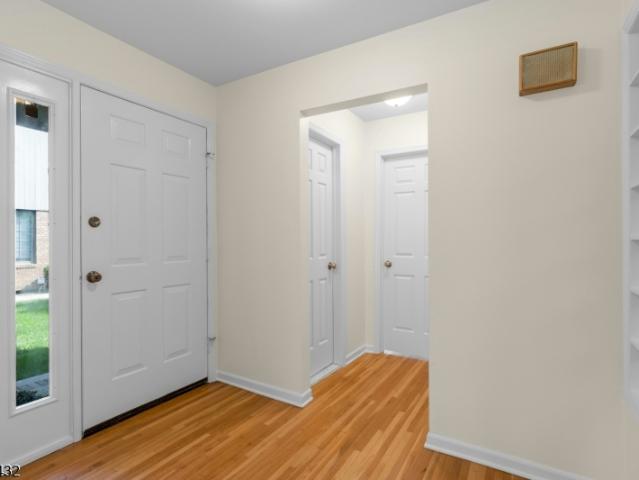 10 Shelley Pl