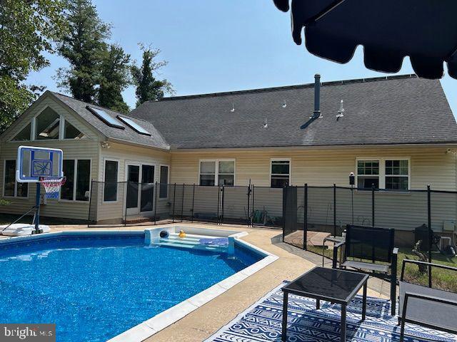 10 Silver Hill Lane