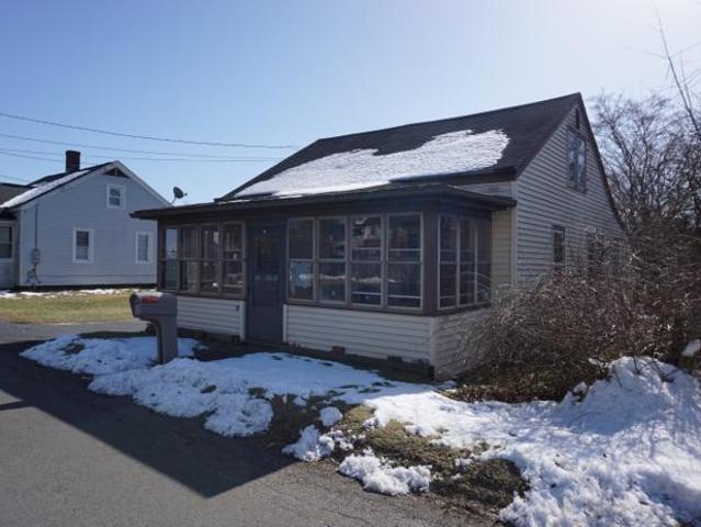 10 Silver St, Portland, CT 06480