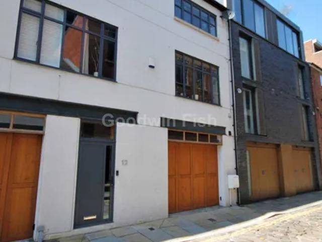 10 Southern Street, Manchester, M3 4NJ, United Kingdom | 2 bed townhouse for rent #167883604 | Rentberry