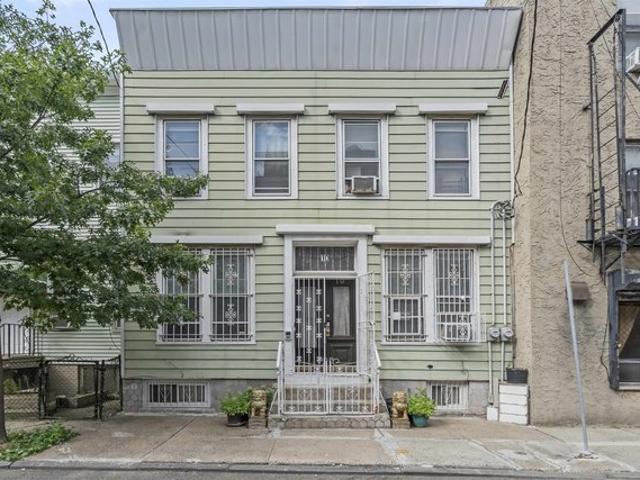 10 Smith St, Jersey City, NJ 07306
