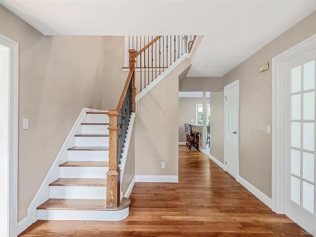 10 Springmeadow Drive