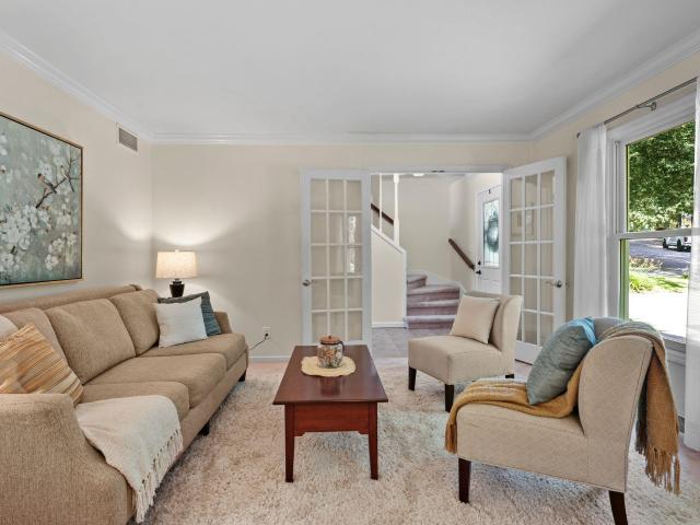 10 Stonecrest Circle