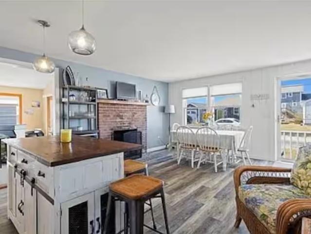 10 Stanton Avenue