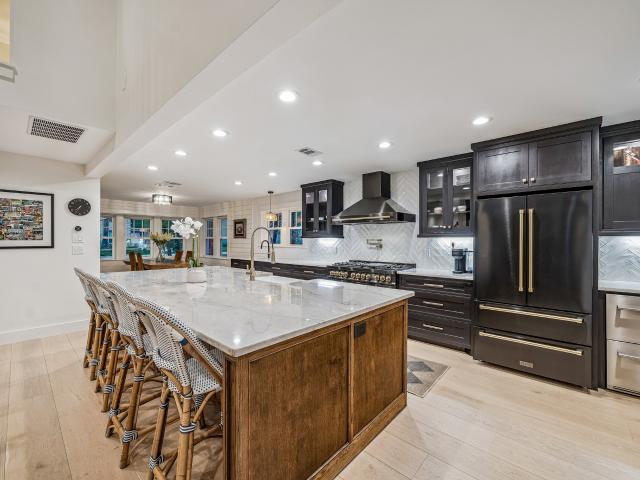 10 Starviolet Street