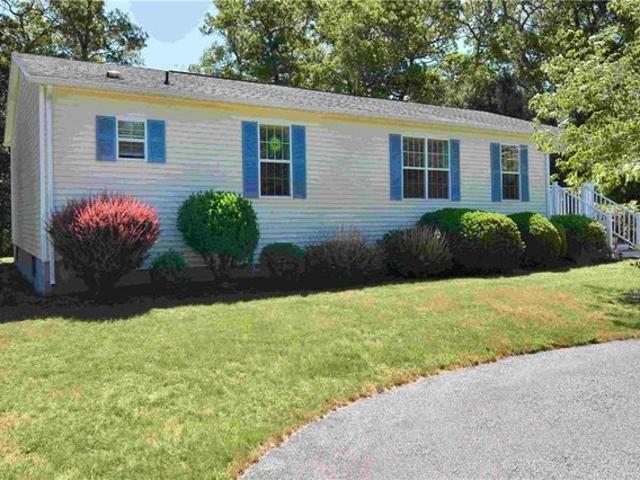 10 Stellar Way, South Kingstown, RI 02879