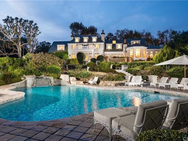10 Strawberry Ln, San Juan Capistrano, CA 92675