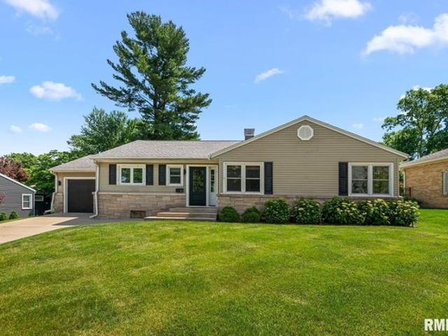 10 Sunset Dr, Jacksonville, IL 62650