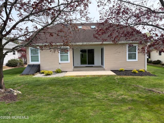10 Suffolk Way, Marlboro, NJ 07746 | MLS #22611 | Compass