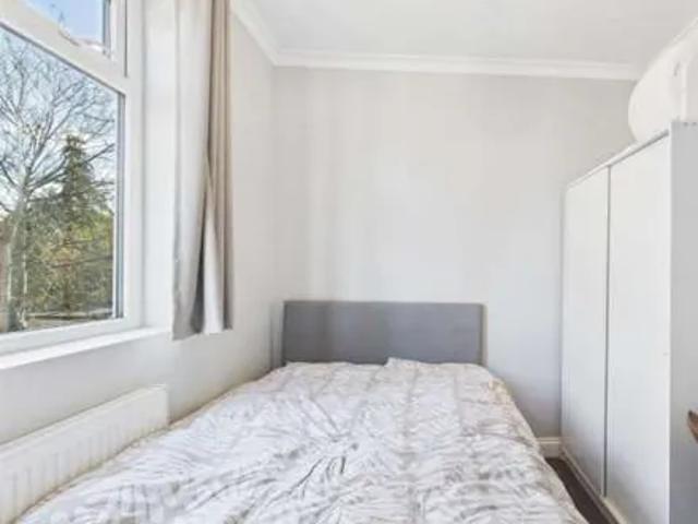 10 Sutherland Road, London, N17 0BN, United Kingdom | Room for rent #124789844 | Rentberry
