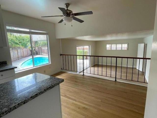 10 Sycamore Court