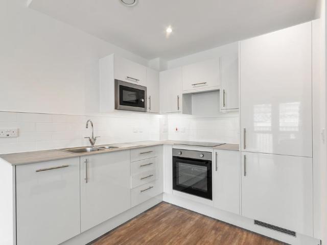 10B at The Blockhouse, 21 Pelham. 1 bed apartment to rent £1,844 pcm £426 pw