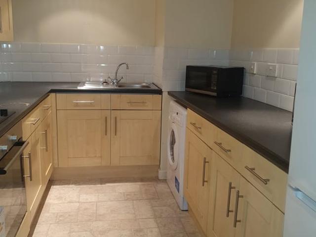 10b Estcourt Terrace