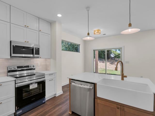 10B Hammett Street
