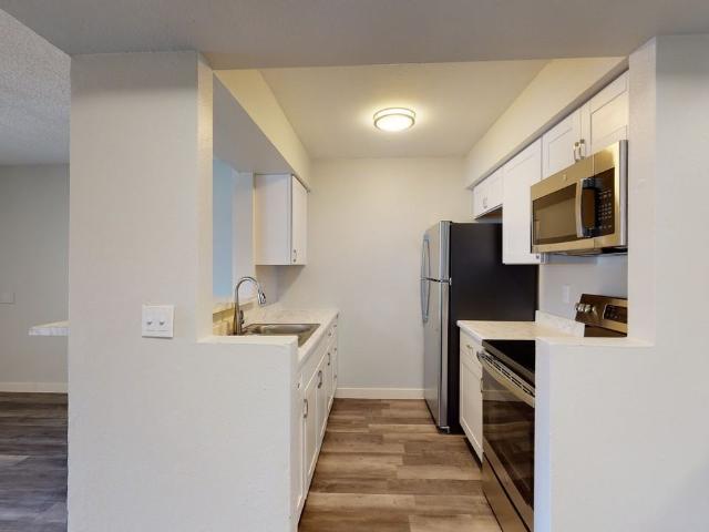 10Ten on Main 1 Bedroom Apartment for Rent at 1006 W Main St, Mesa, AZ 85201 Comite de Familias de Accion