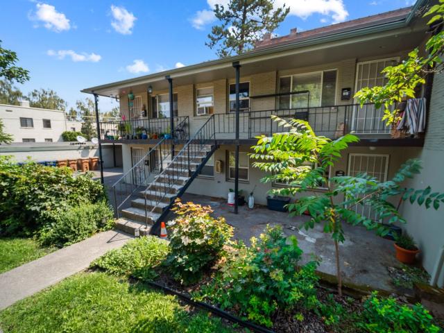 10th Ave. Apartments