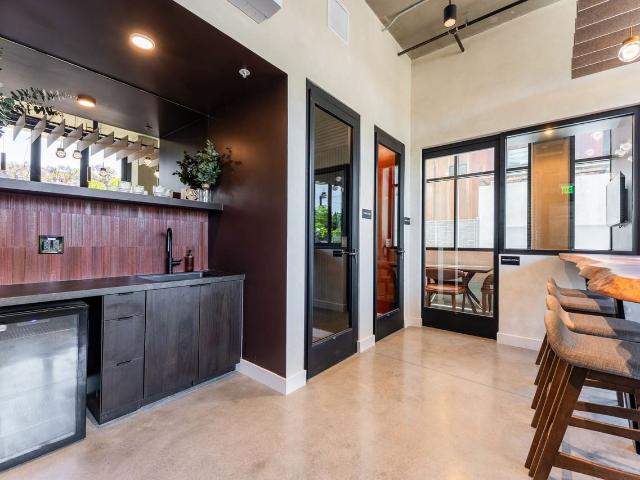 10th and Robinson 1 Bedroom Apartment for Rent at 3729 10th Ave, San Diego, CA 92103 Hillcrest