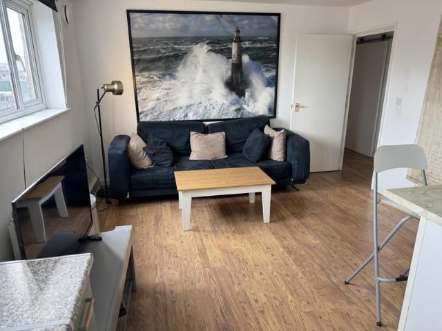 10th July. Dream. London City Airport 2BD 2BTH