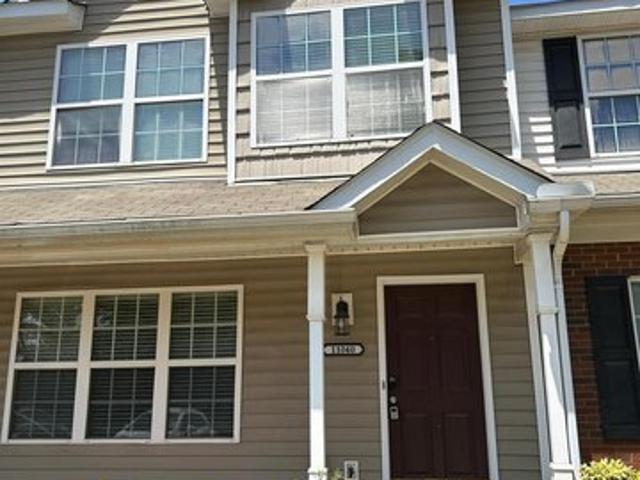 11040 Derryrush Dr, Charlotte, NC 28213