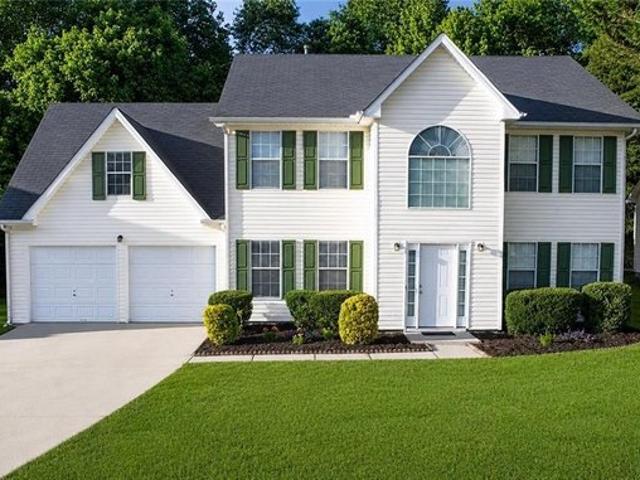 11040 Pebble Ridge Dr, Hampton, GA 30228