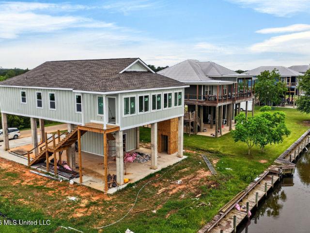 11041 Bay Cove Drive