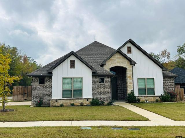 11042 Oak Spgs Cv, Tyler, TX 75703 | MLS #26004