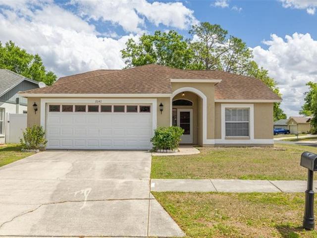11042 Peppersong Dr, Riverview, FL 33578