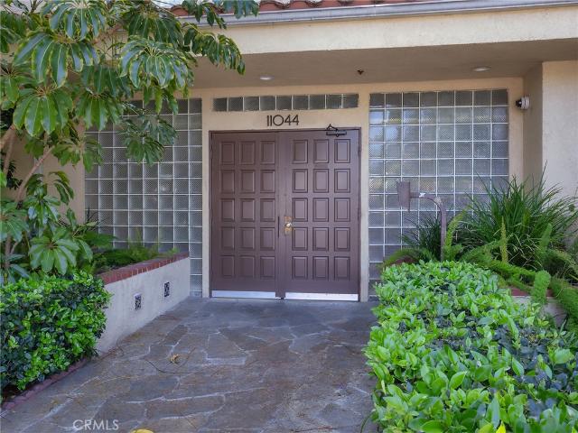 11044 Acama Street 302