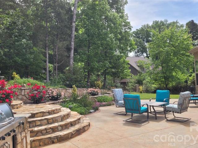 11045 Double Knot Court