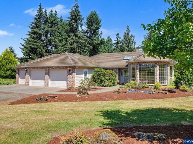 11045 James Way Dr SE, Aumsville, OR 97325