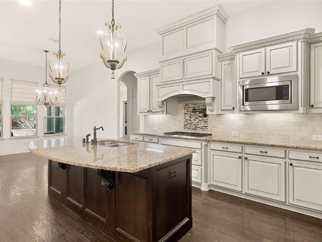 11048 Riney Court