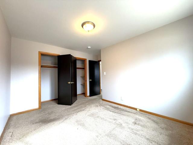 11049 W Hampton Ave 2 Bedroom Apartment for Rent at 11049 W Hampton Ave, Milwaukee, WI 53225 Timmerman West