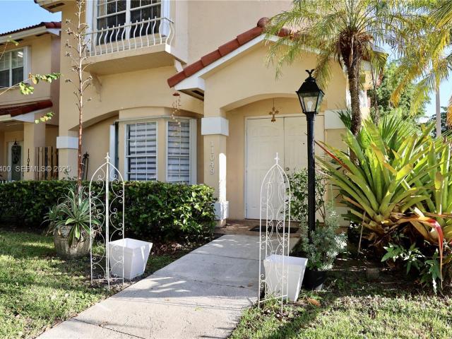 11049 SW 152nd Ct, Miami, FL 33196 | MLS #A11928