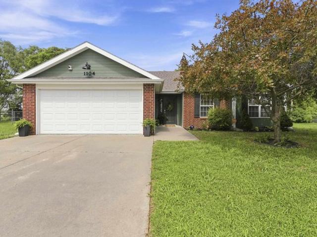 1104 Marshall Cir, Junction City, KS 66441