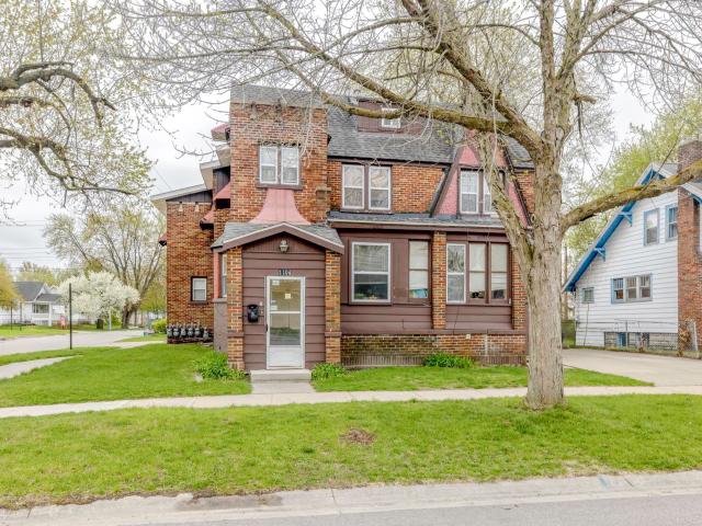 1104 Minnie Street