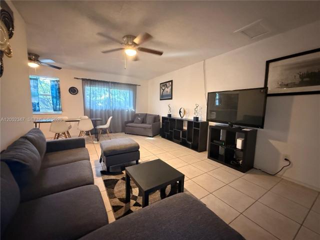 1104 N 17th Ct, Unit 107, Hollywood, FL 33020 | MLS #A12002