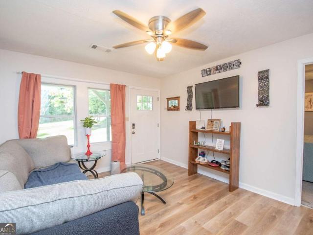 1104 Alverson Road