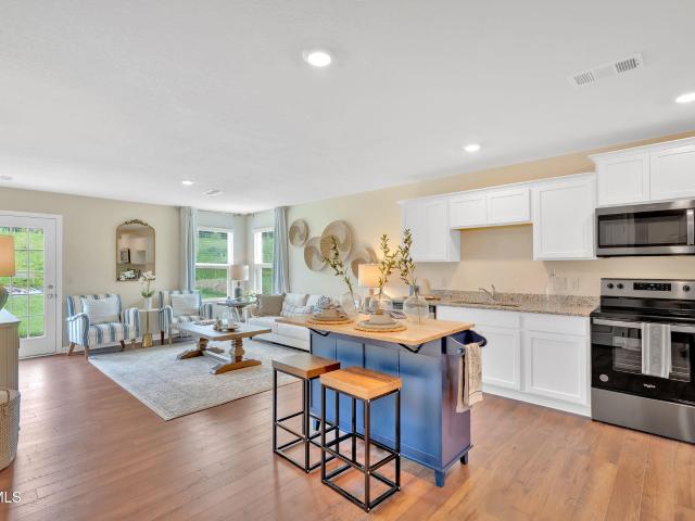 1104 Aspen Terrace