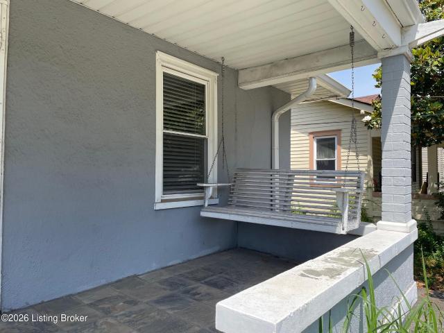 1104 Barret Ave