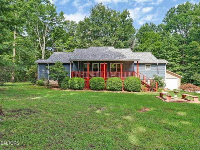 1104 Belmont Dr, Monterey, TN 38574