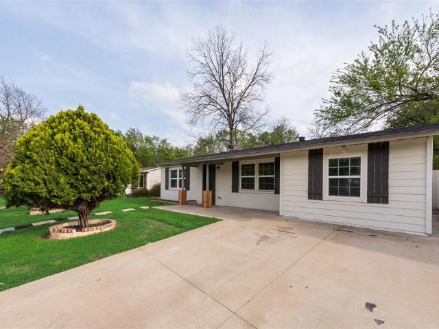 1104 Belvedere Dr, Arlington, TX 76010 | MLS #21210