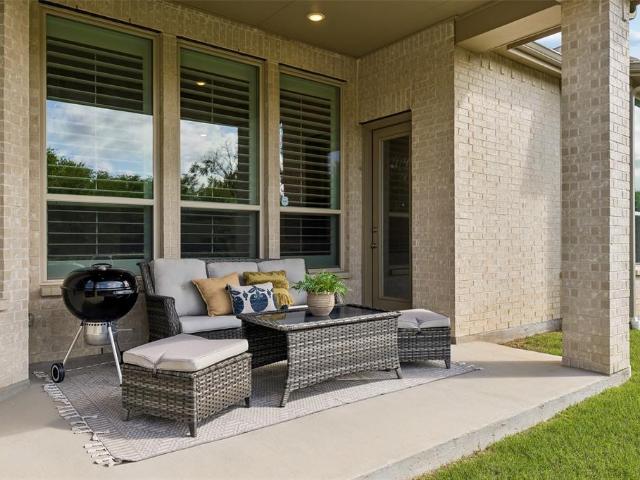 1104 Bluestem Dr, Aubrey, TX 76227 | MLS #21299
