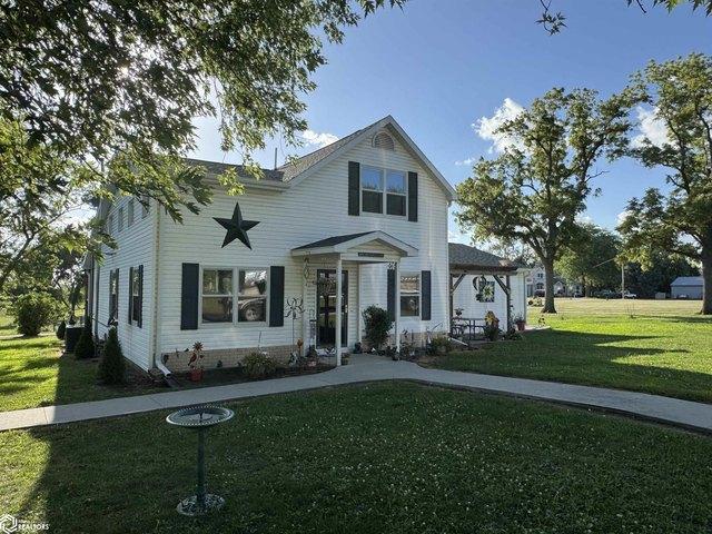1104 Broadway Ave, Cromwell, IA 50842