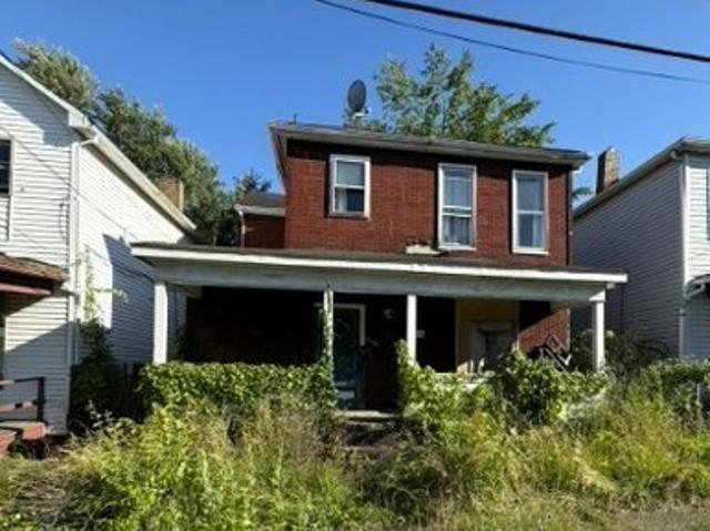 1104 Claire Ave, Steubenville, OH 43952