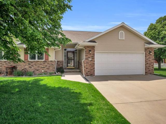 1104 E 56th St Unit 23, Kearney, NE 68847