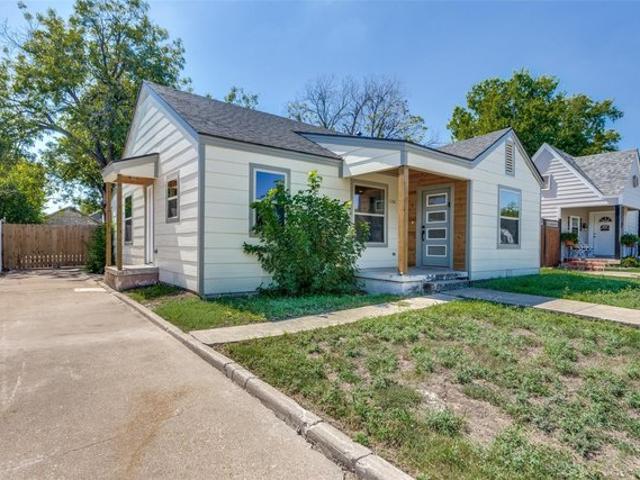 1104 E Mulkey St, Fort Worth, TX 76104