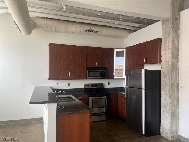1104 E Prospect Avenue E 305