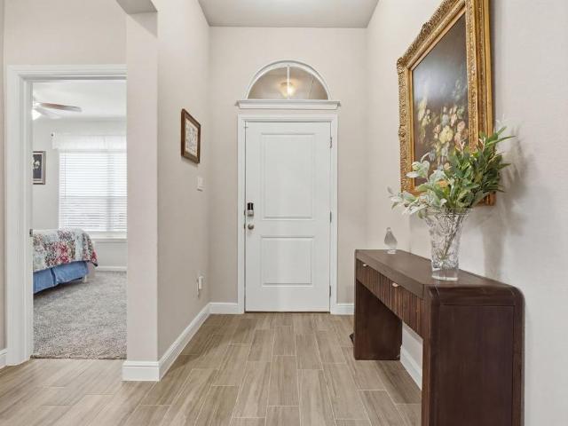 1104 Eastland Lane