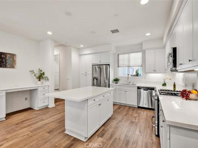 1104 Edgeton Court