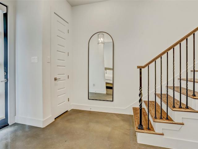 1104 Ennis Street